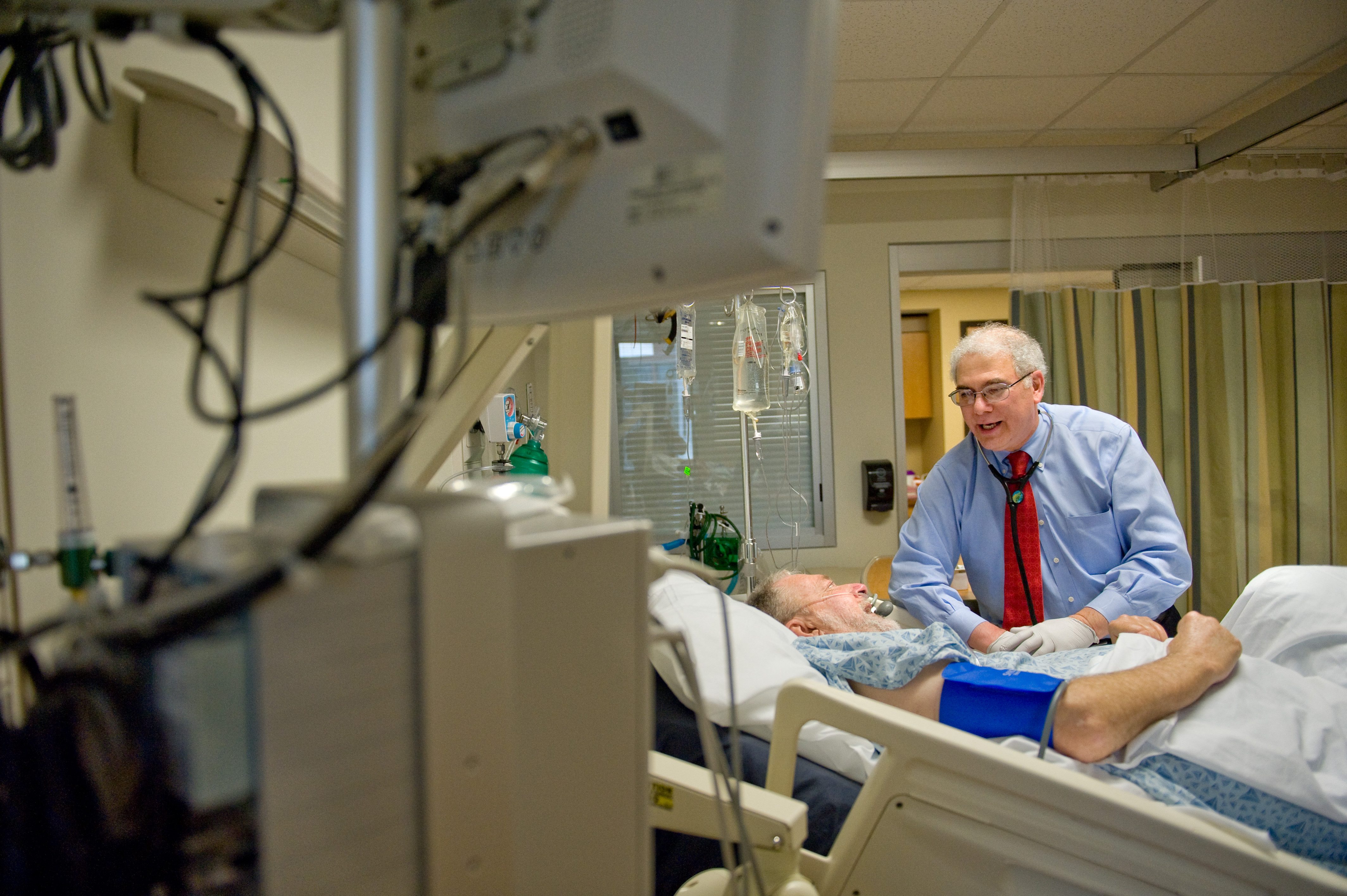 Diaphragm Pacing in Spinal Cord Injury Successful in Weaning Patients ...