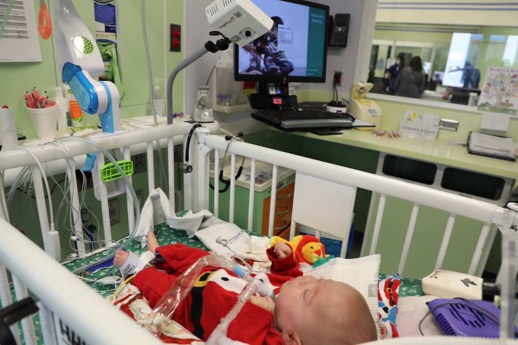 New Camera System Allows Families to See Babies Inside Cook Children's NICU