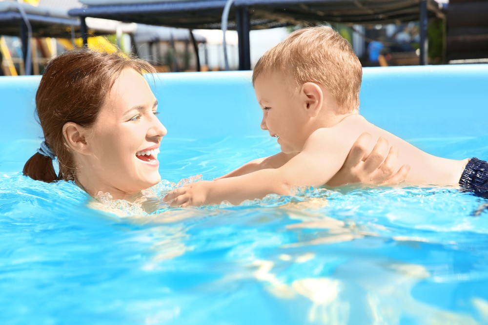 Keeping Kids Afloat: Infant Swimming Resource Self-Rescue