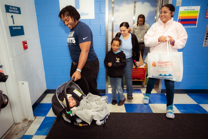 Formerly-Conjoined Twin JamieLynn Discharged from Cook Children's NICU ...