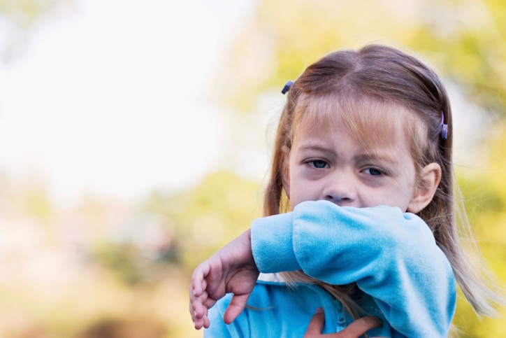 4 Signs To See A Doctor About Your Child's Cough
