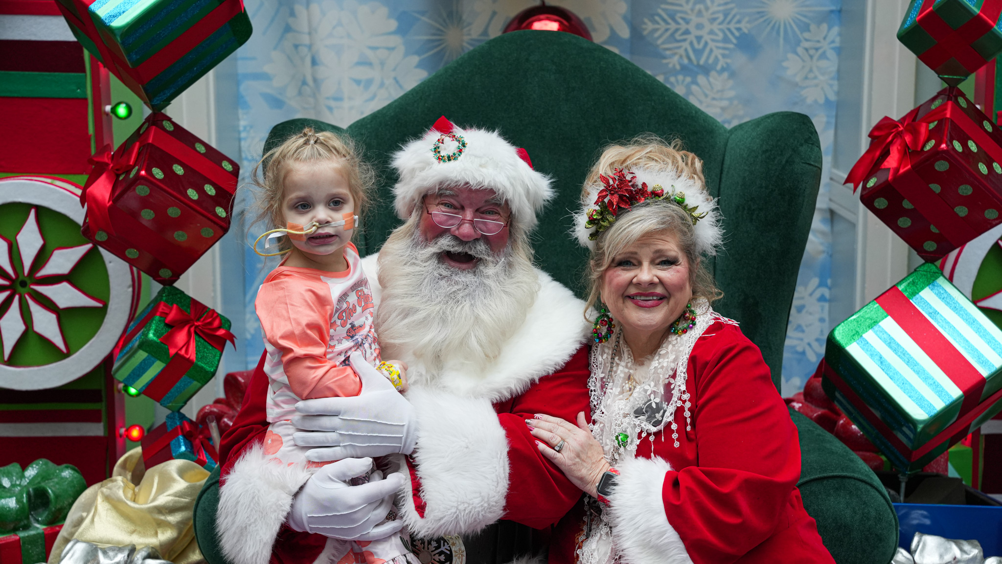 Celebrating Christmas at Cook Children's