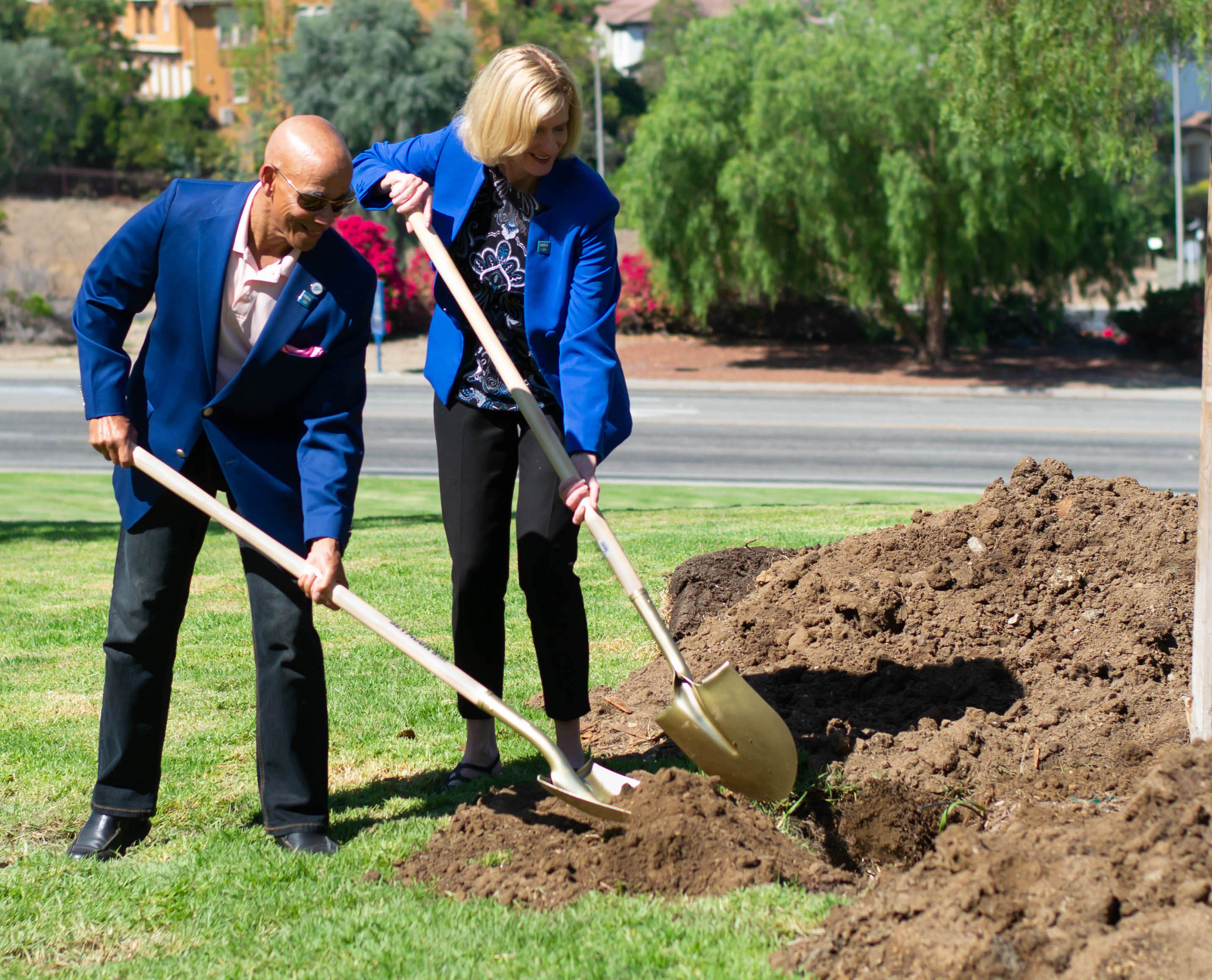 President Signs Climate Leadership Commitment