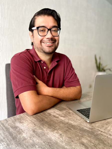 Biology Professor Publishes in Prestigious Journal