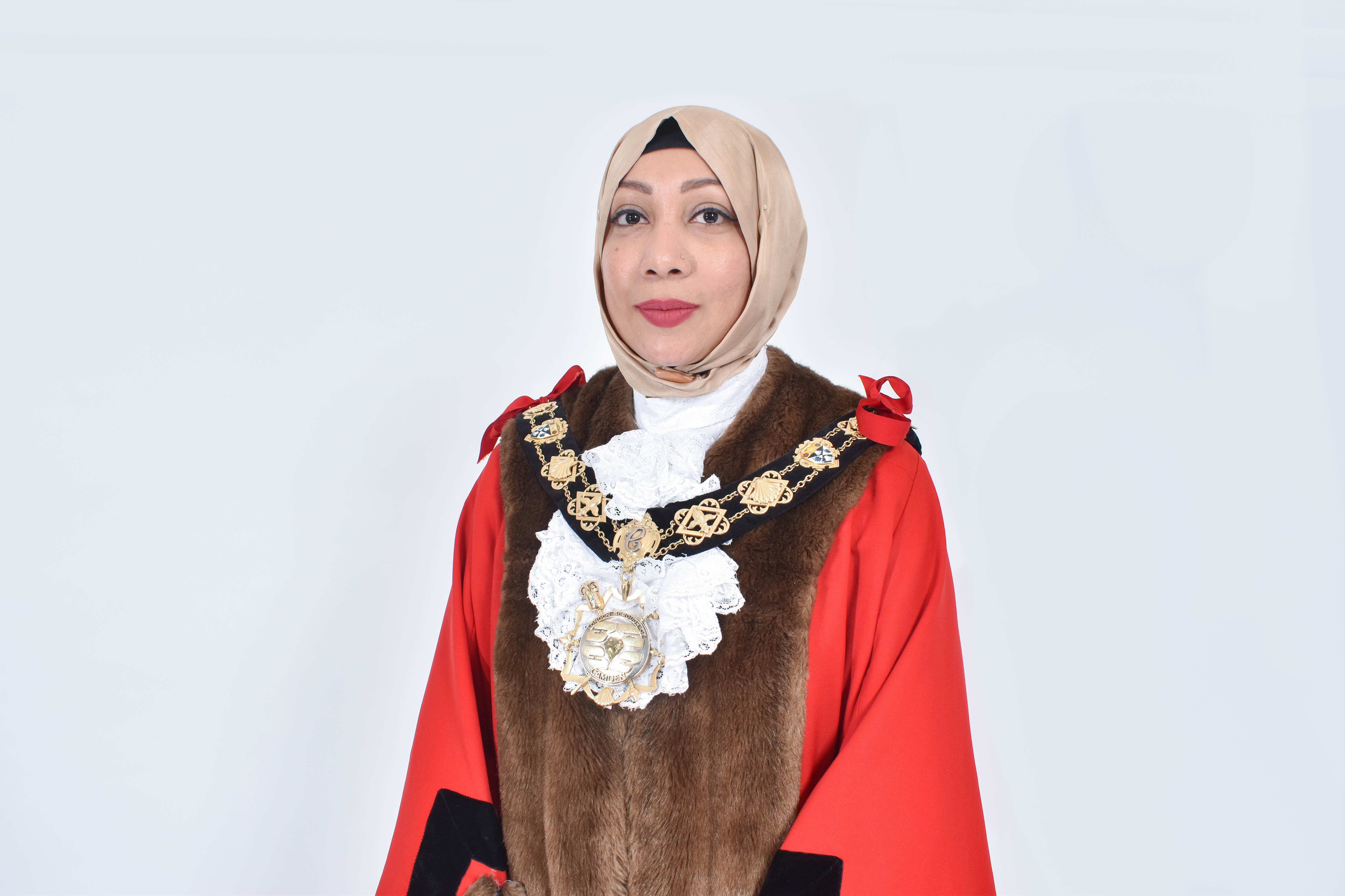 Cllr Nazma Rahman to focus on young people during her mayoral year