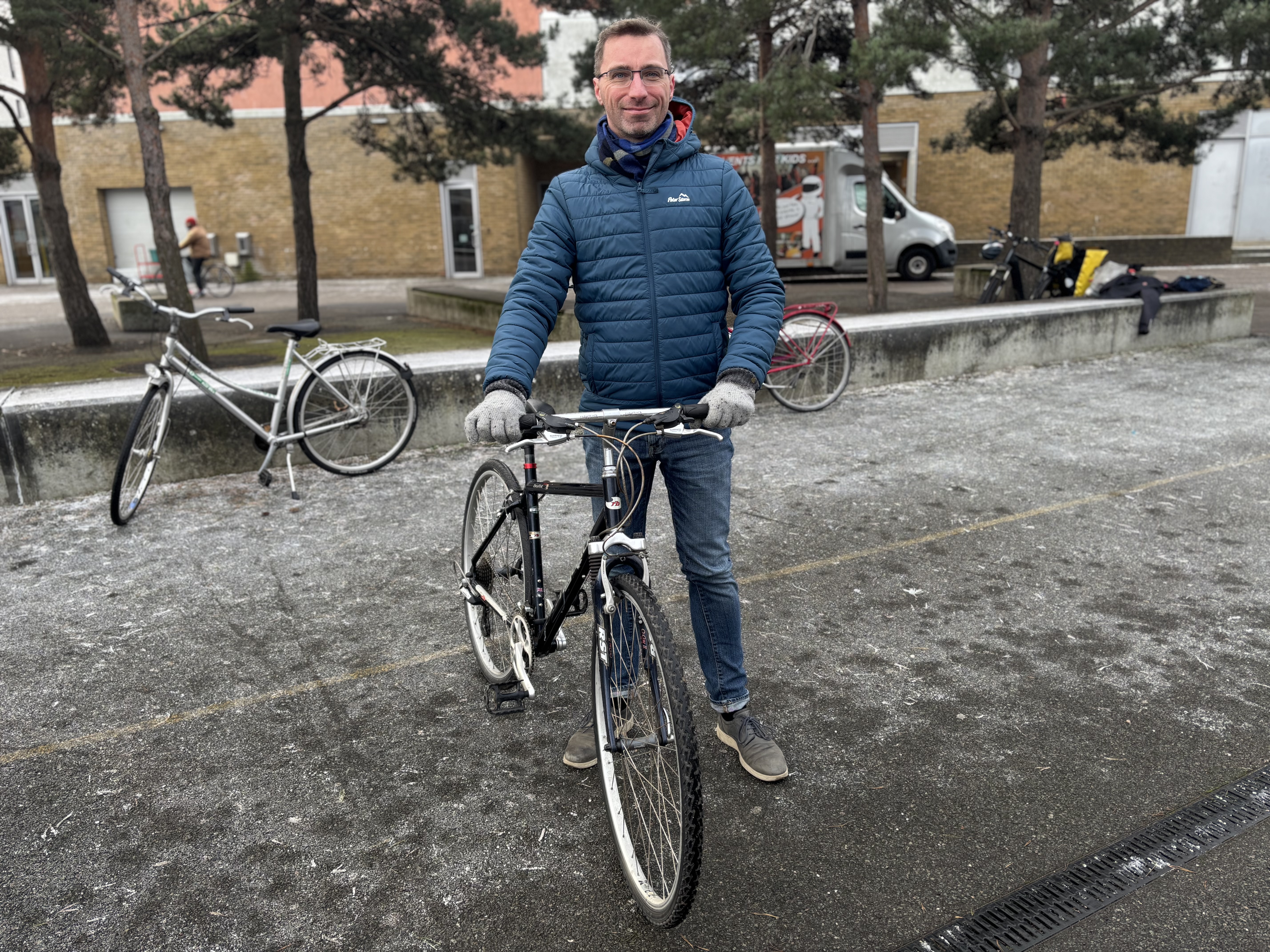 Free adult cycle training available in Camden