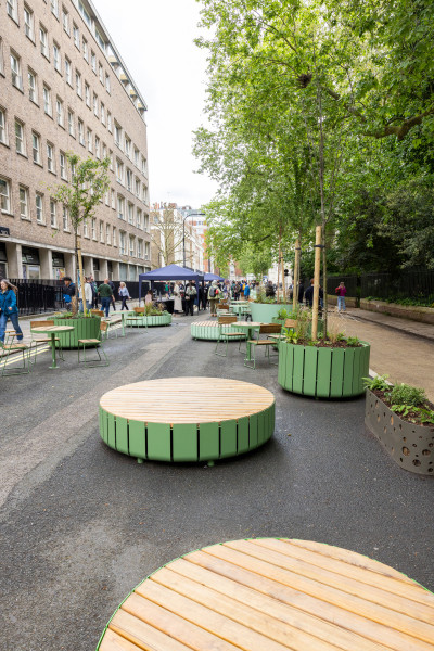 A new accessible public space by Gordon Square in the heart of Bloomsbury