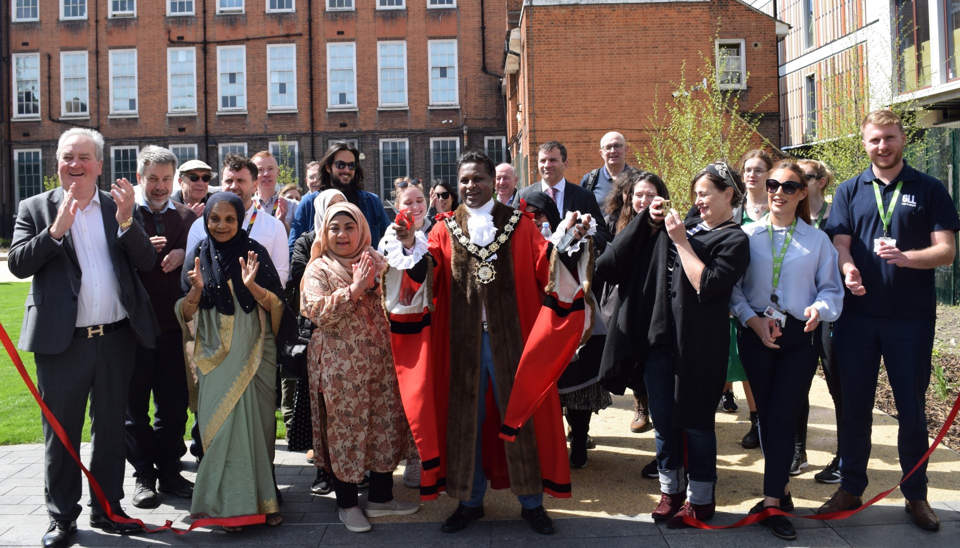 New temporary open space in heart of Euston