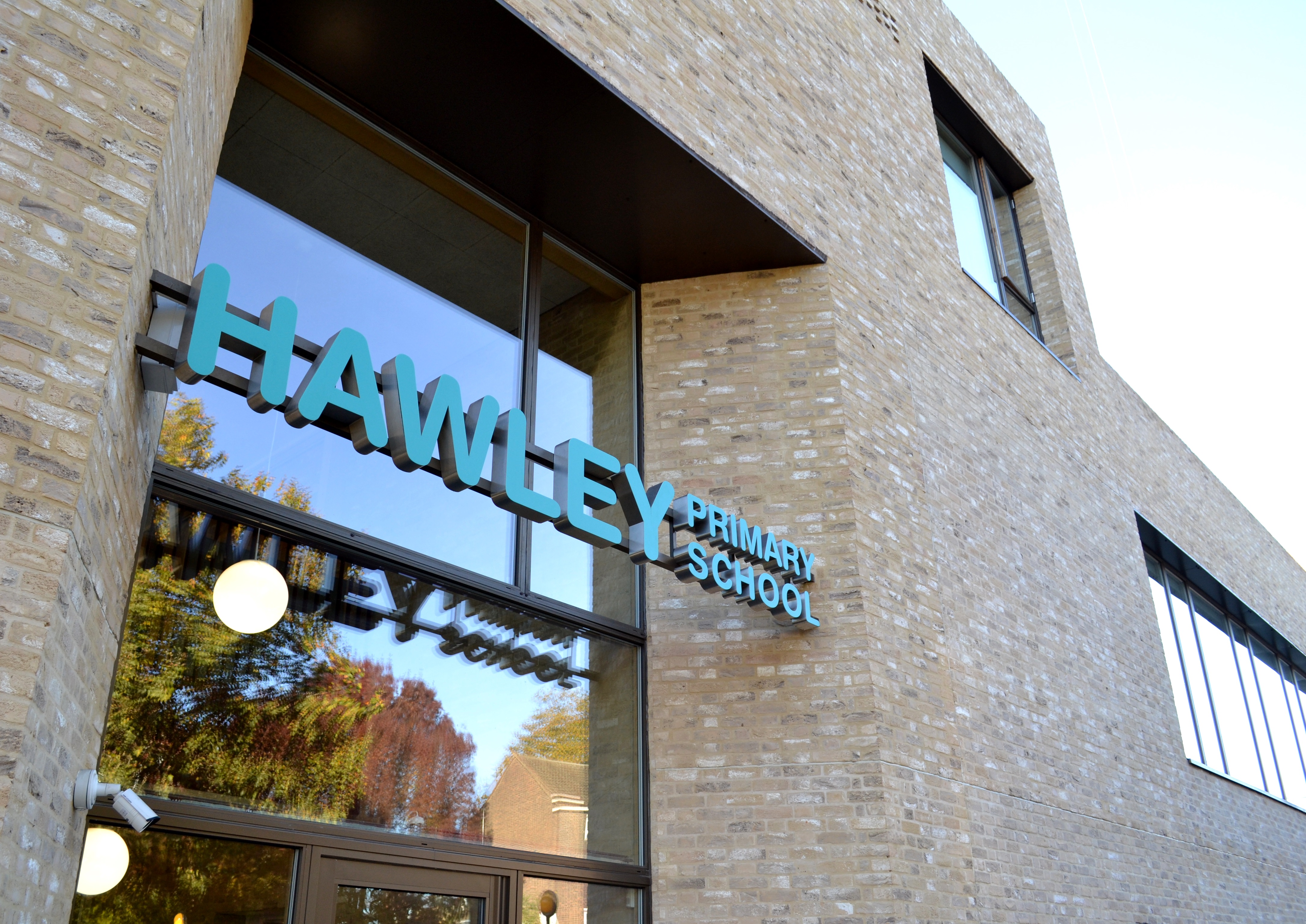 Council Leader officially opens Hawley Primary School