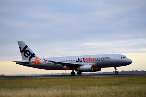 Jetstar's new Auckland to Brisbane service takes off | Mirage News