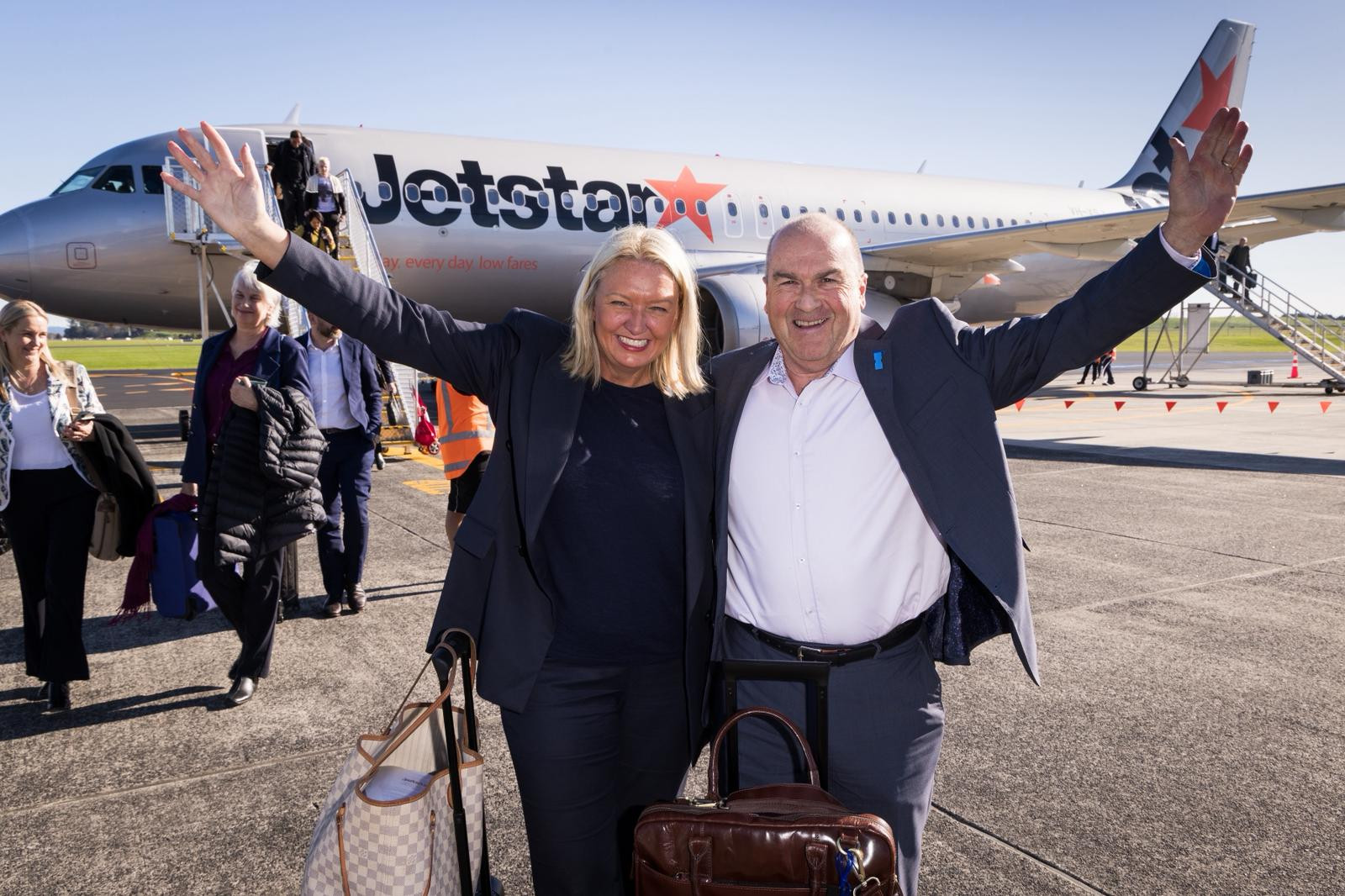 Jetstar kicks off huge week of trans-Tasman growth with first flights ...