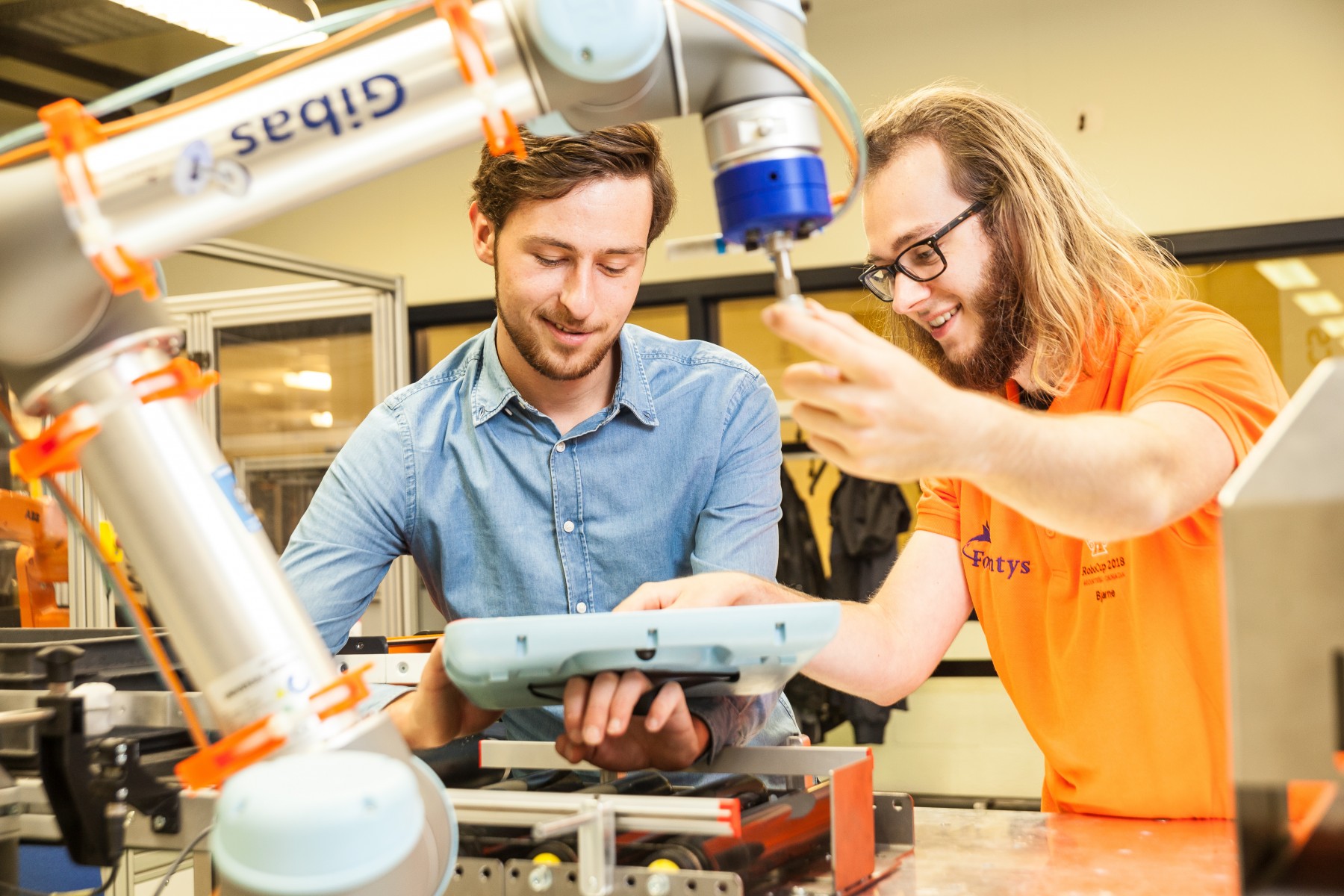 ‘We hebben in drie weken een robot gebouwd die zelfstandig kan navigeren’