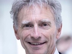 Denk Groter Debat met Paul Rosenmöller live te volgen