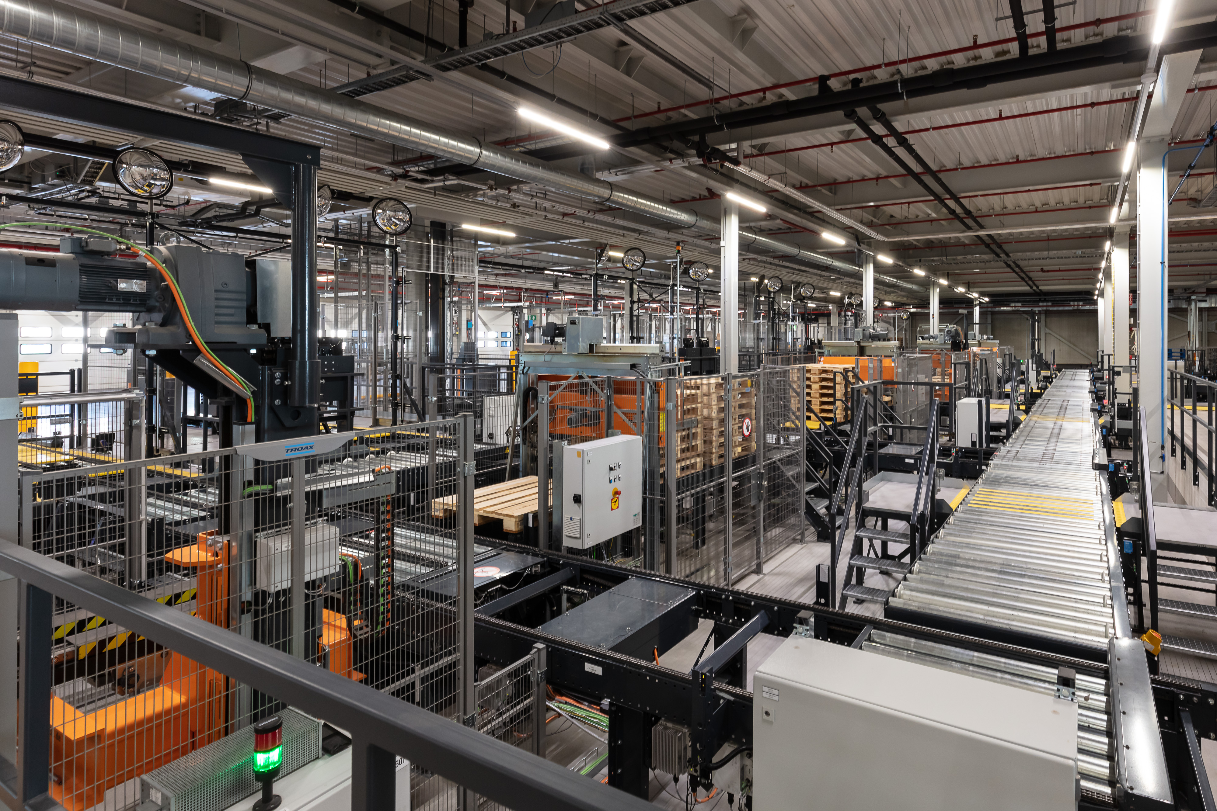 Albert Heijn zet in Zaandam het distributiecentrum van de toekomst neer