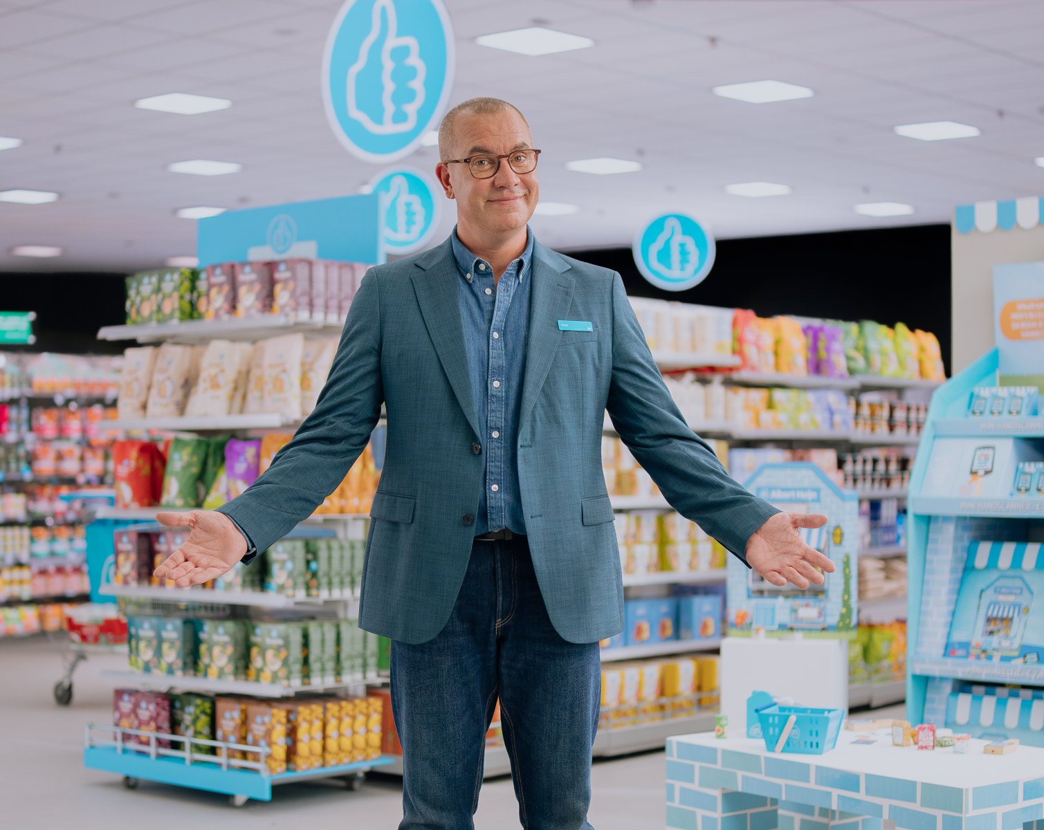 Albert Heijn introduceert Jeroen van Koningsbrugge als nieuwe ...