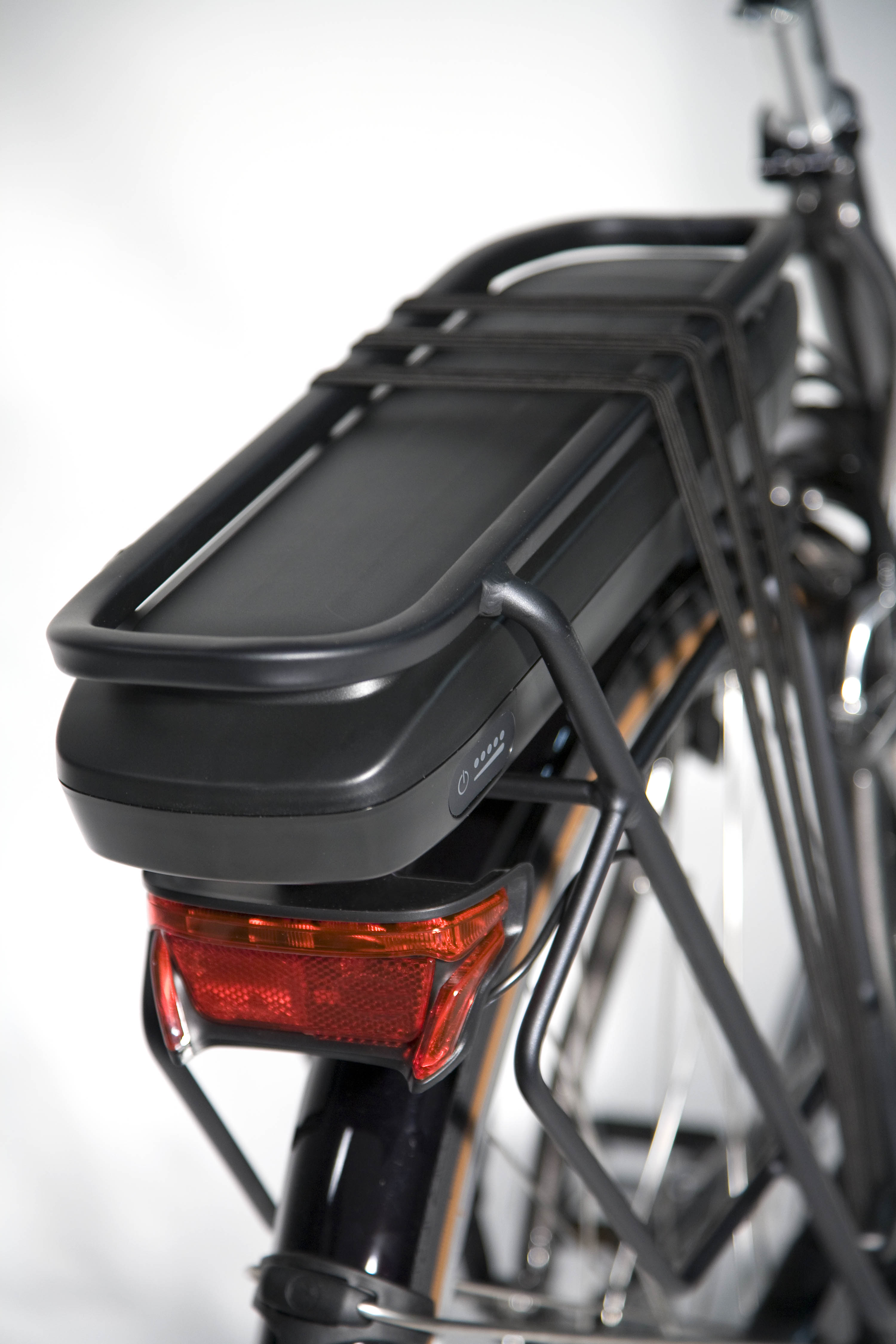 Gazelle Impulse middenmotor met accu onder bagagedrager