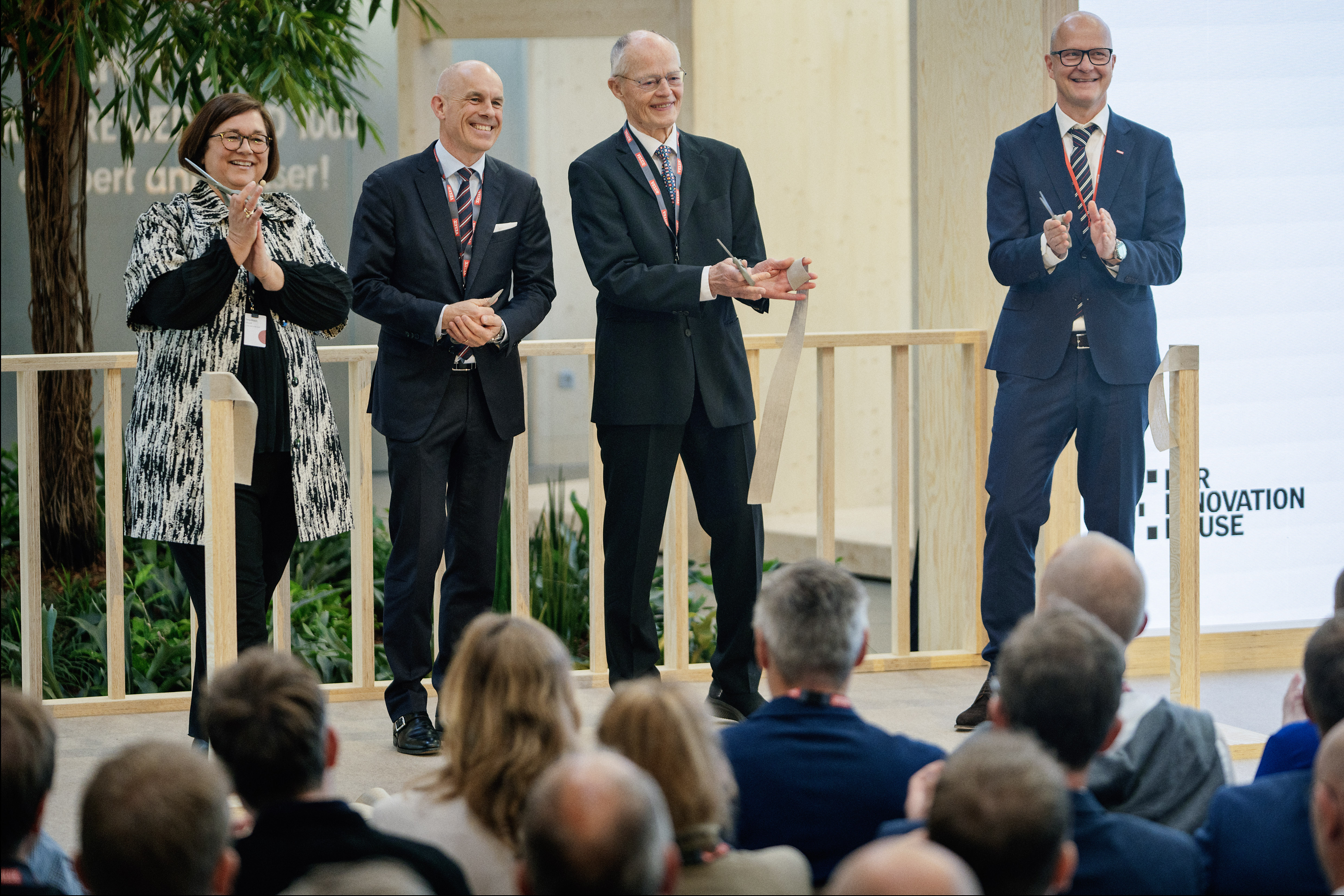 VELUX Gruppen åbner nyt innovationscenter for 500 medarbejdere i Østbirk