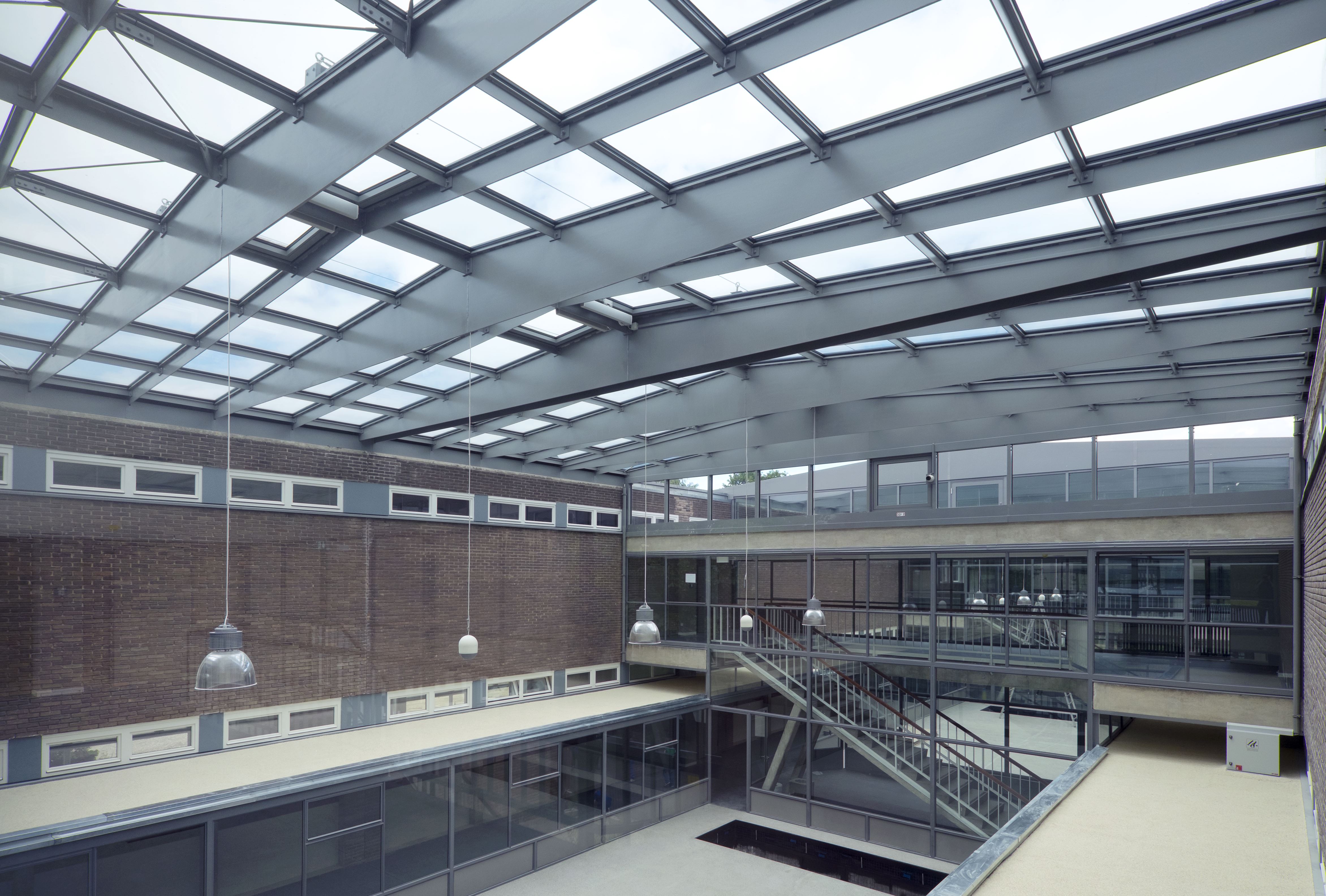 Velux-Gruppe erwirbt JET-Gruppe von Egeria