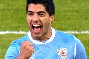 Liverpool could sue Suarez, say legal experts