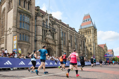 Runners Finish Manchester Marathon at University 2025 | Mirage News