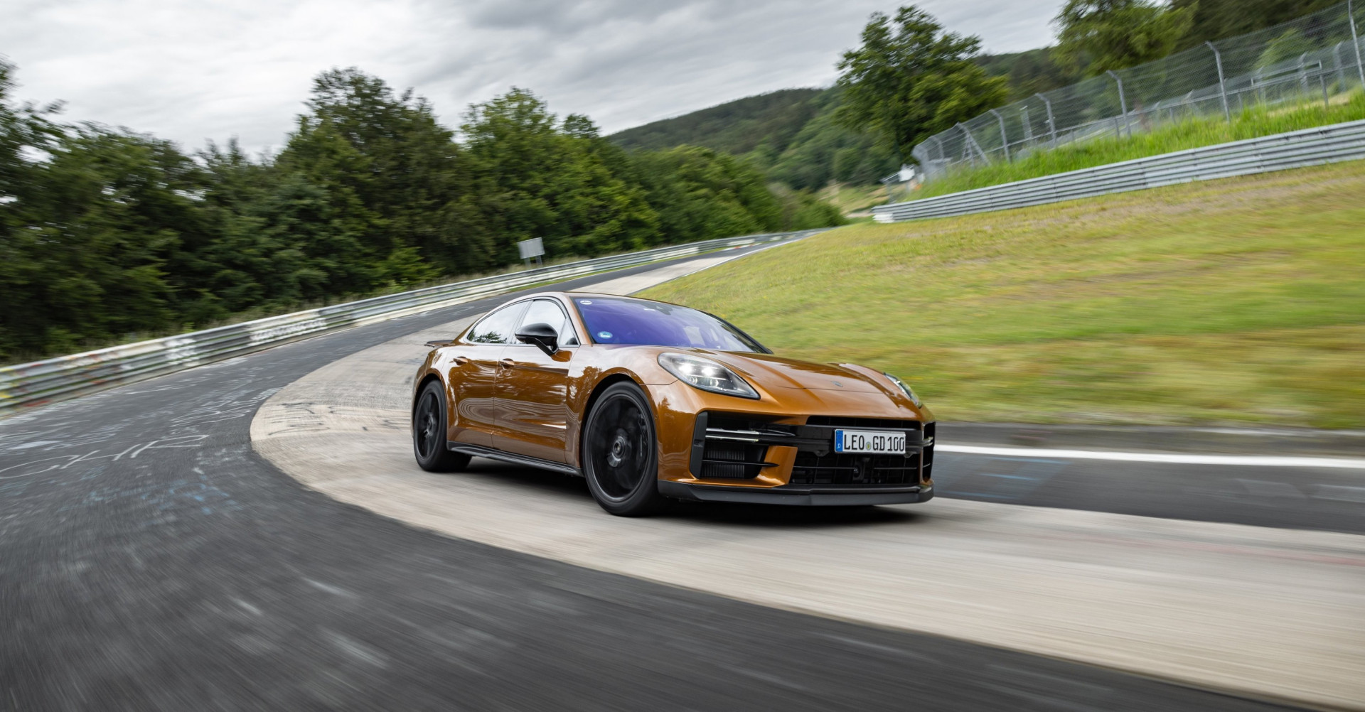 Nieuwe Porsche Panamera noteert recordtijd op de Nürburgring-Nordschleife