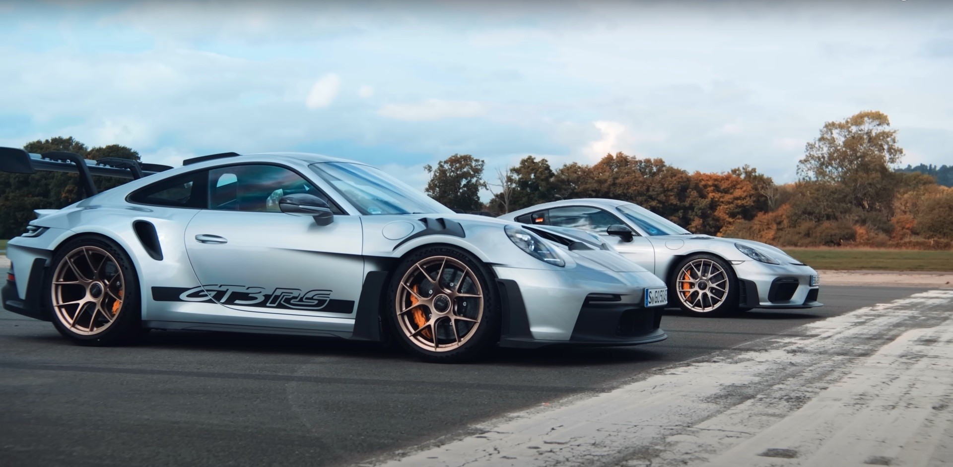 RS-titanenstrijd: Porsche 911 GT3 RS versus 718 Cayman GT4 RS
