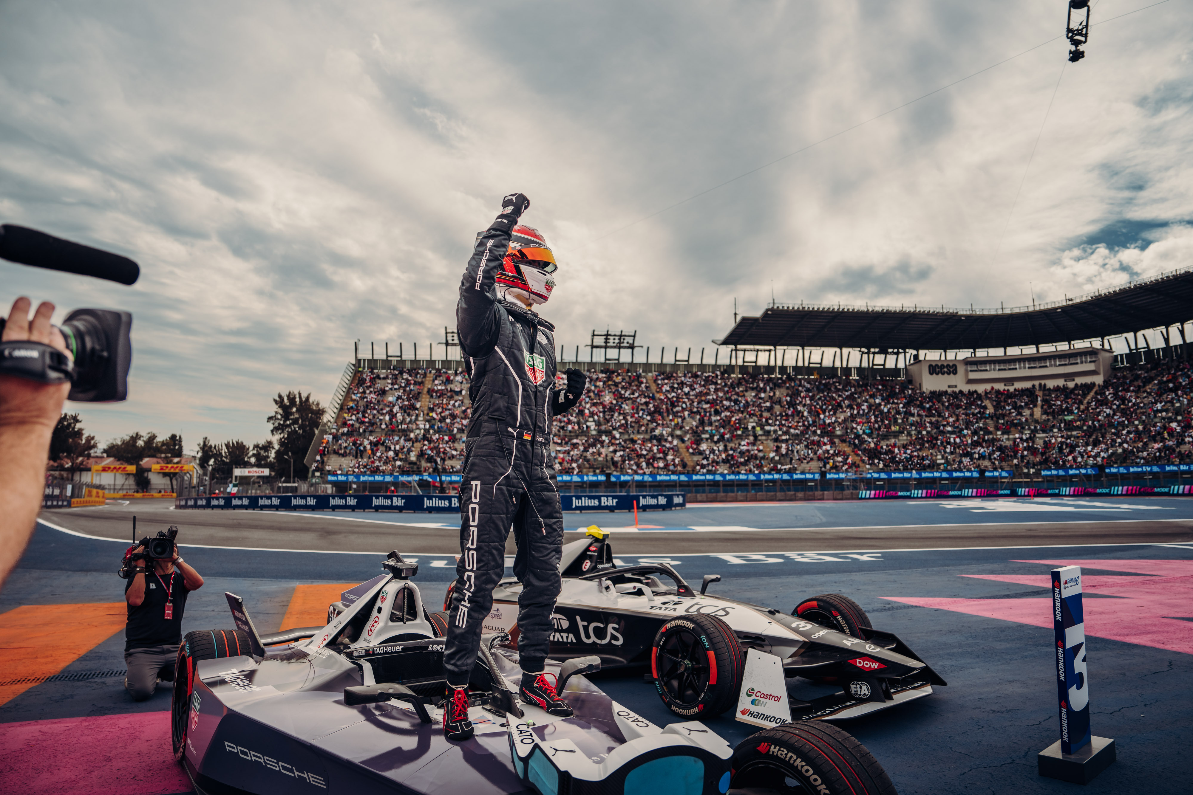 Porsche trapt viering 75 jaar Porsche Motorsport af tijdens Formule E ...