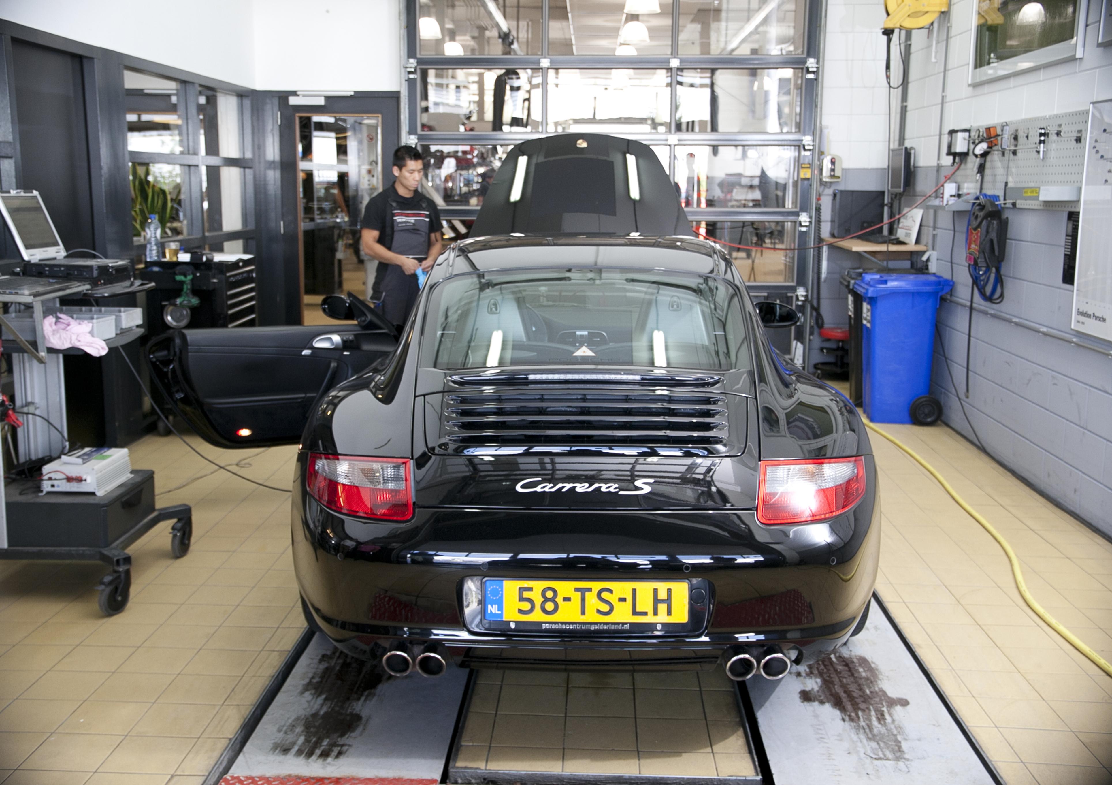 Scherpe werkplaatstarieven voor oudere Porsche modellen