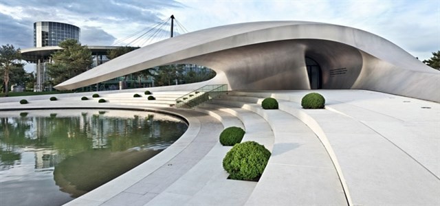 Porsche opent paviljoen in Autostadt