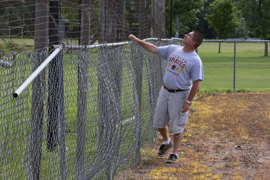 Minnesota Town Pulls Together to Fix Community Ball Field
