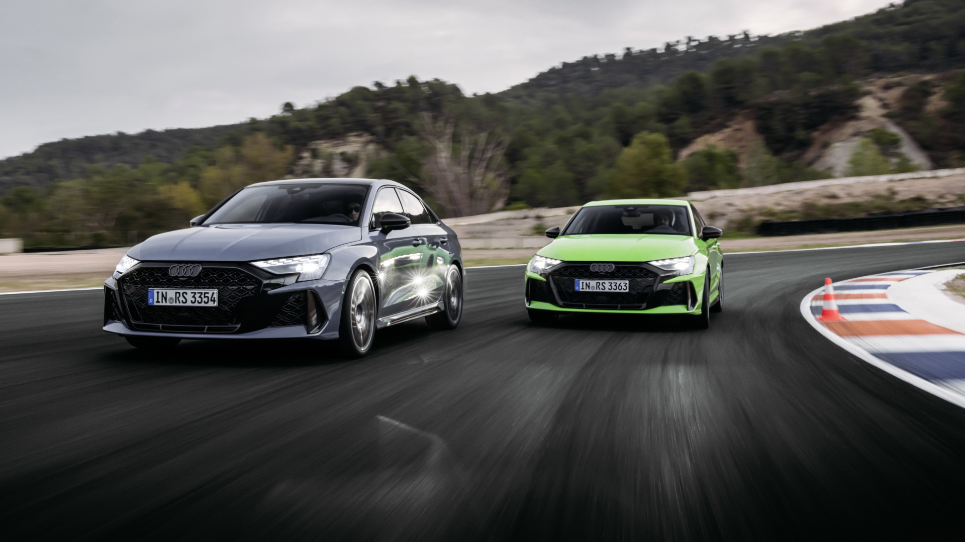 Vernieuwde Audi RS 3: bochtenkoning pur sang dankzij aangescherpte ...