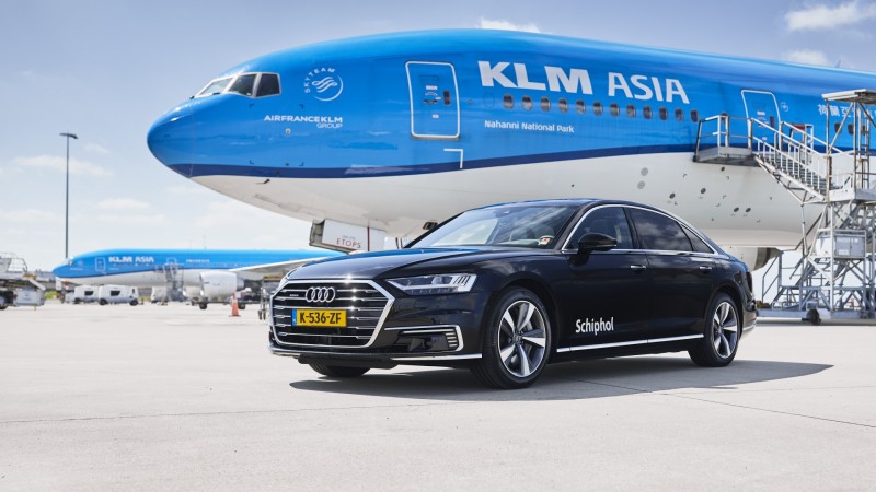Schiphol VIP centre verwent gasten met de stijl en stilte van Audi