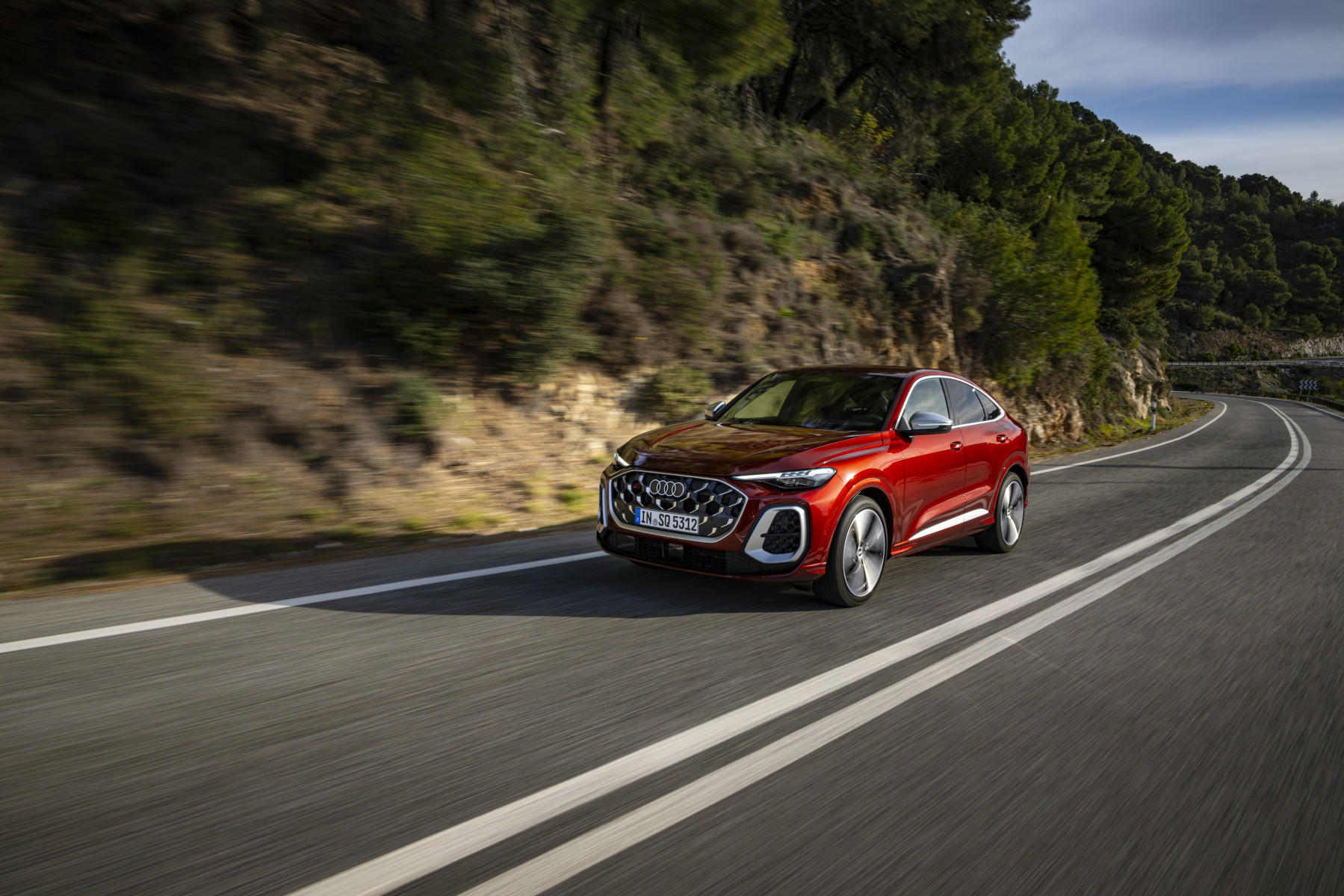 AutoTopNL test de nieuwe Audi SQ5 Sportback: 'Een grote markt voor een ...