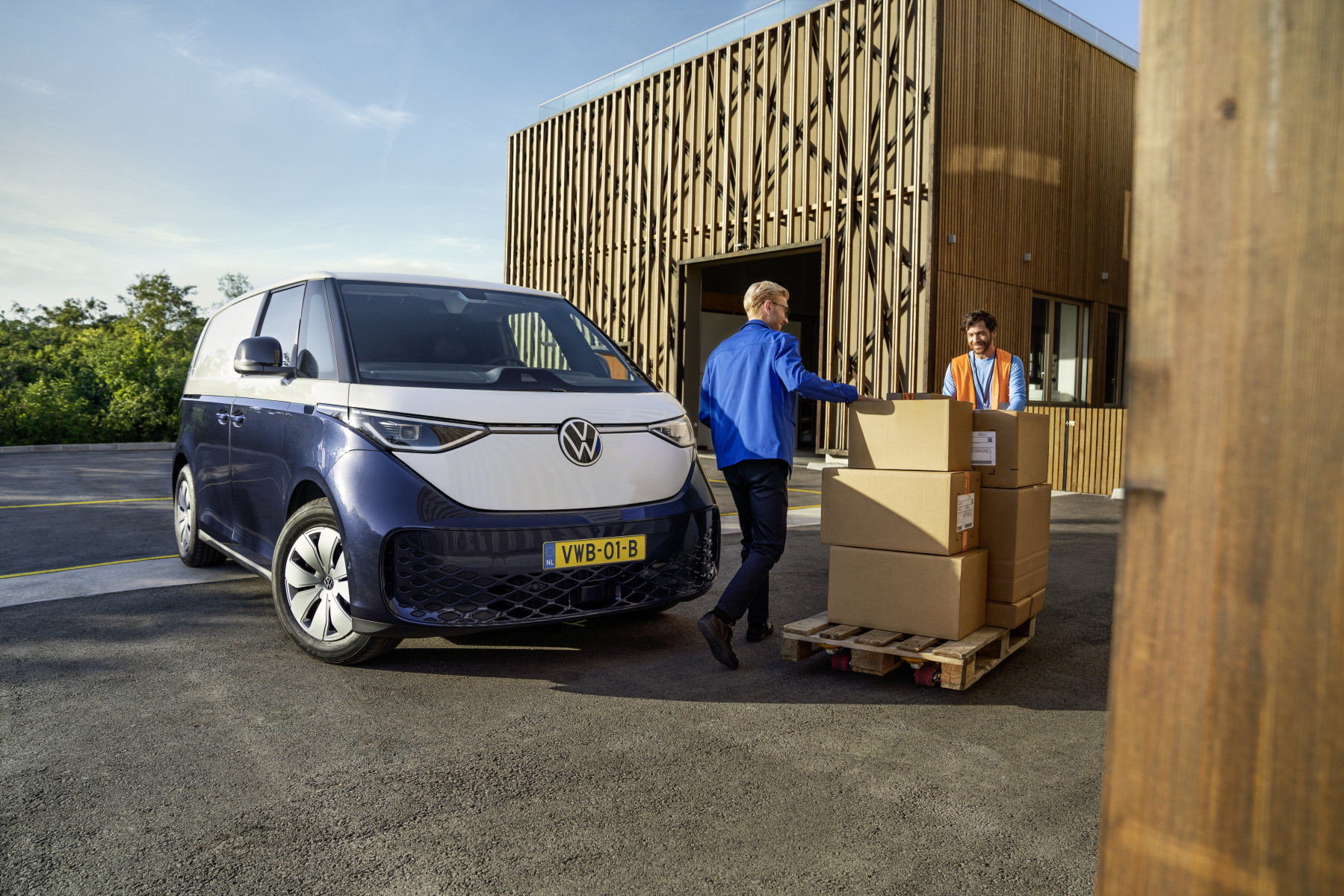 ID. Buzz populairste elektrische bestelwagen van 2023