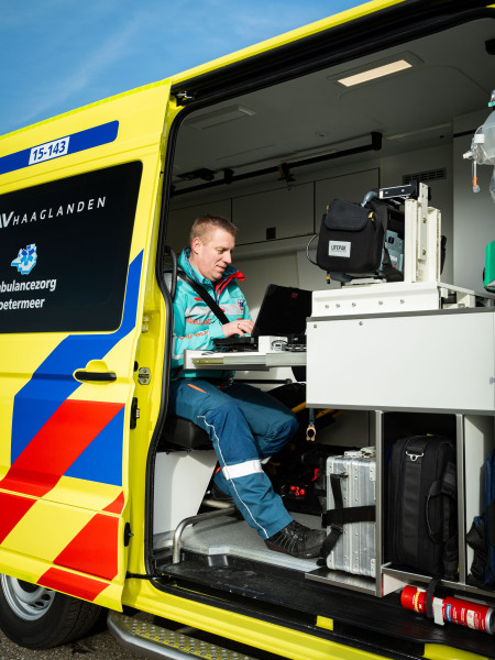 Ambulancezorg Zoetermeer neemt eerste van drie MAN TGE Wietmarscher ...