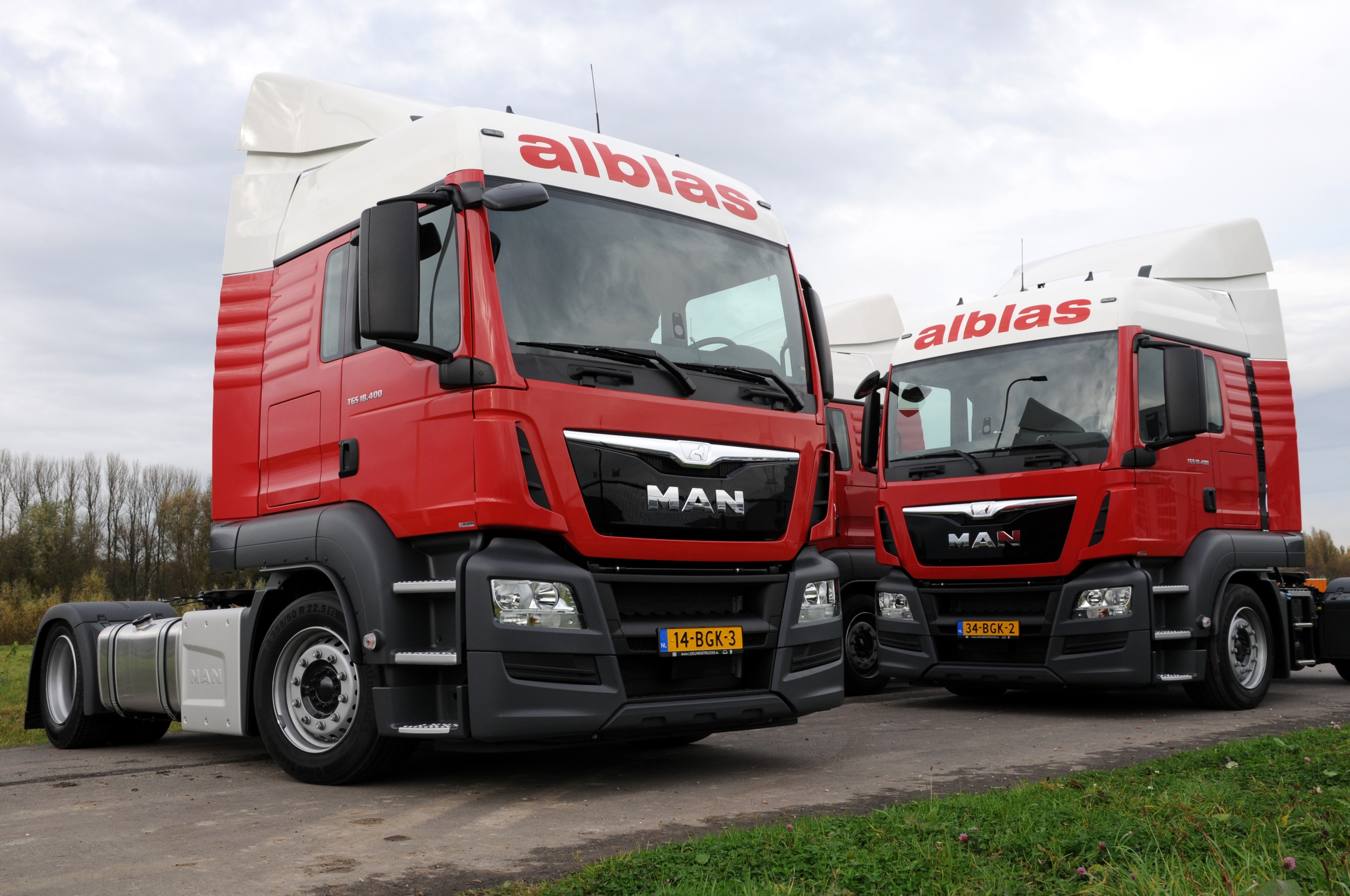 Tien MAN trucks voor Alblas Transport
