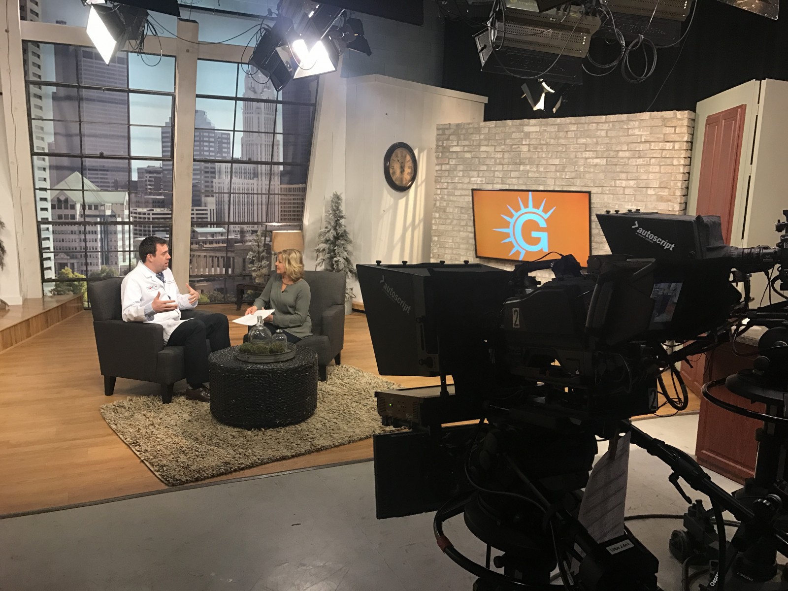 FOX28 Columbus Doctor Teaching The Risks Of Opioid Addiction fox28-columbus-doctor-teaching-the-risks-of-opioid-addiction