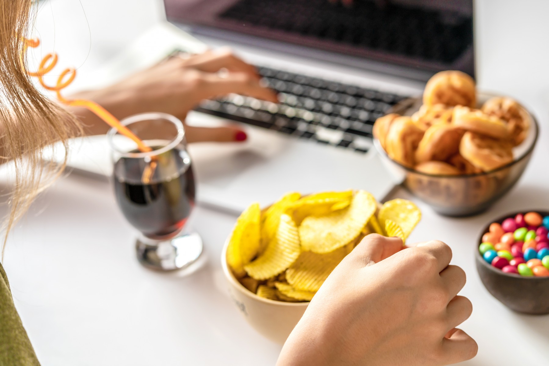 10TV: Snack Smart While Working From Home