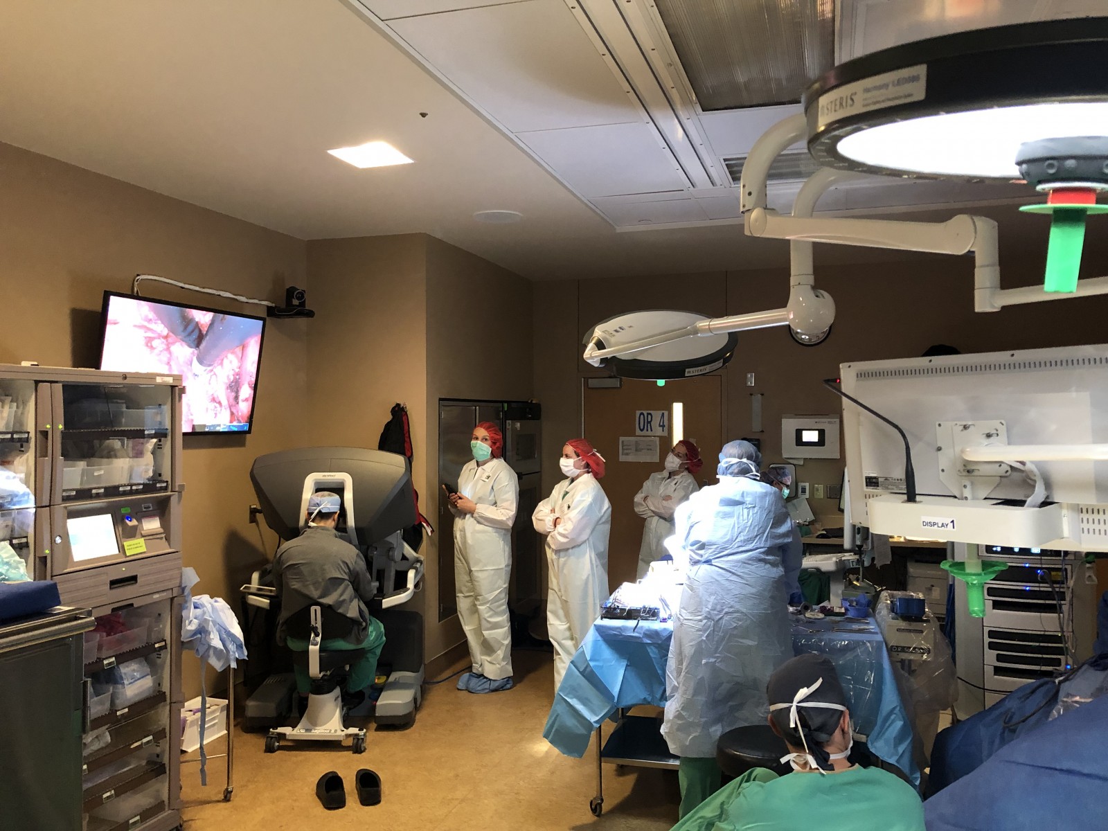 OhioHealth One of First Worldwide to Use New Single Port Robot