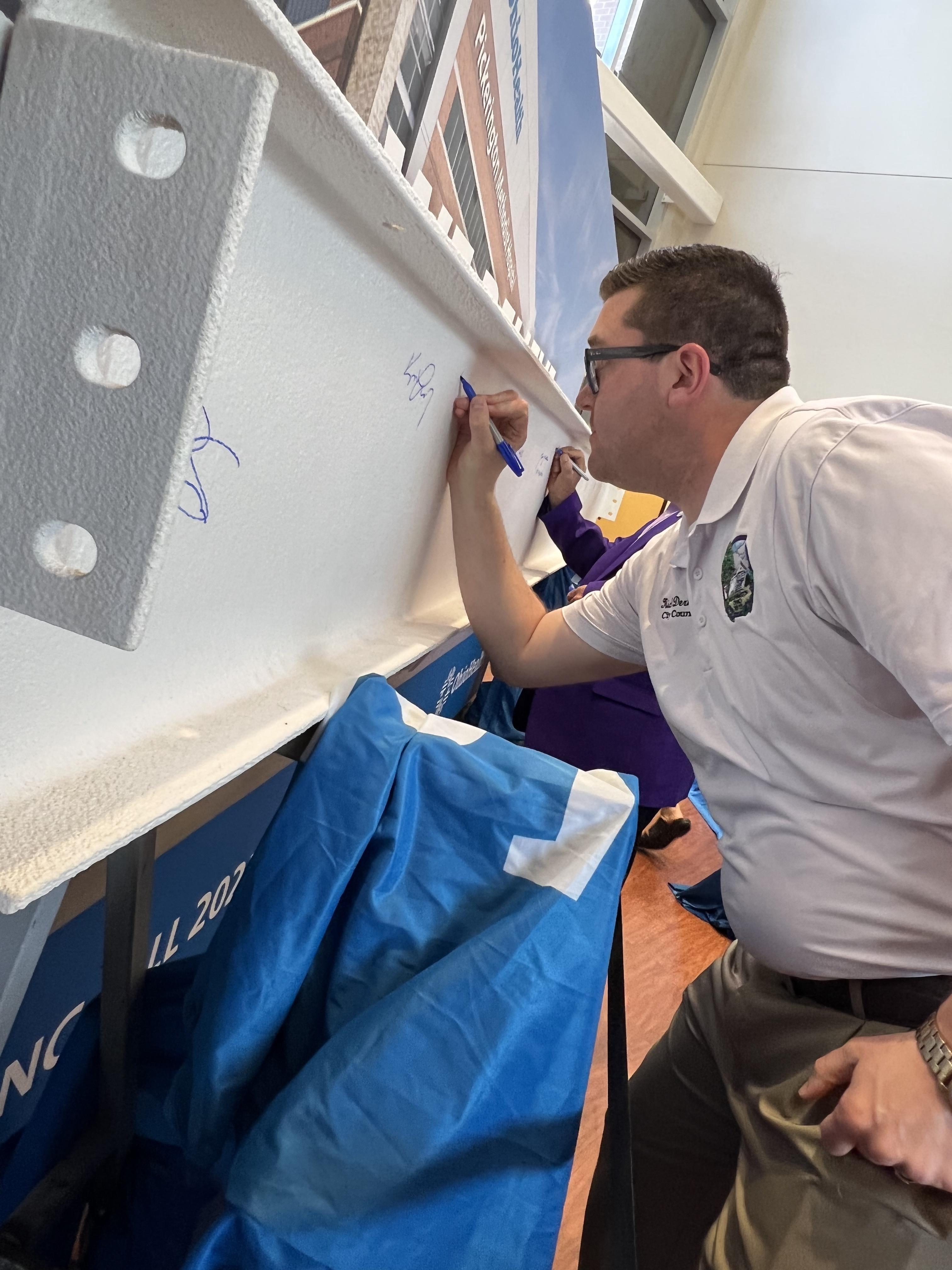 Beam Signing: OhioHealth Pickerington Methodist Hospital