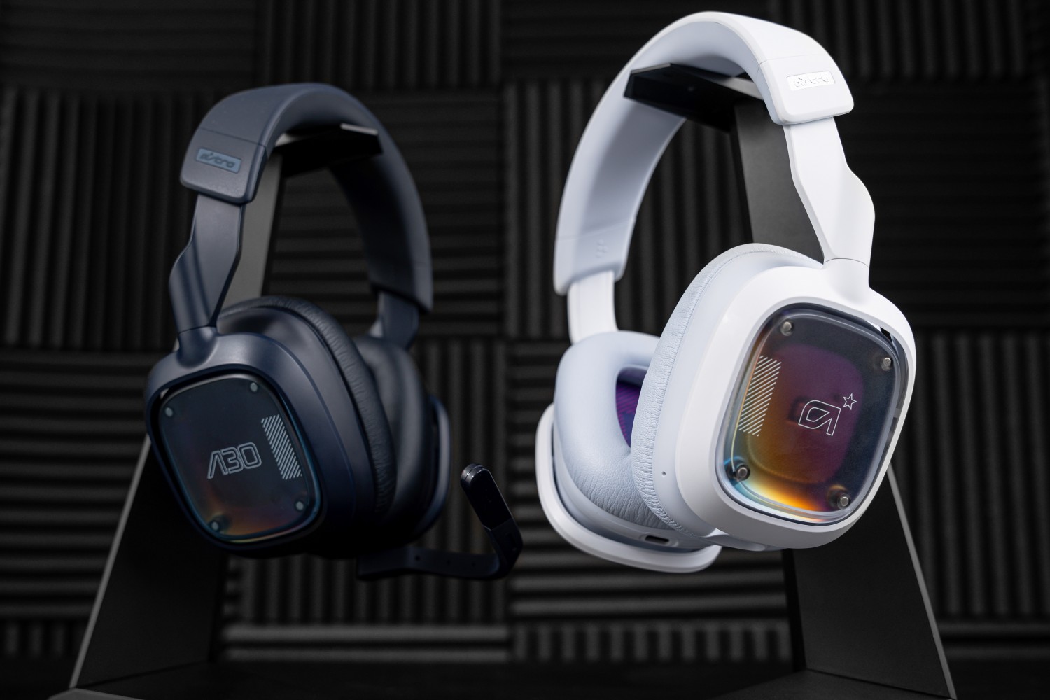 Mit dem neuen Logitech G ASTRO A30 Wireless Gaming-Headset jedes Game ...
