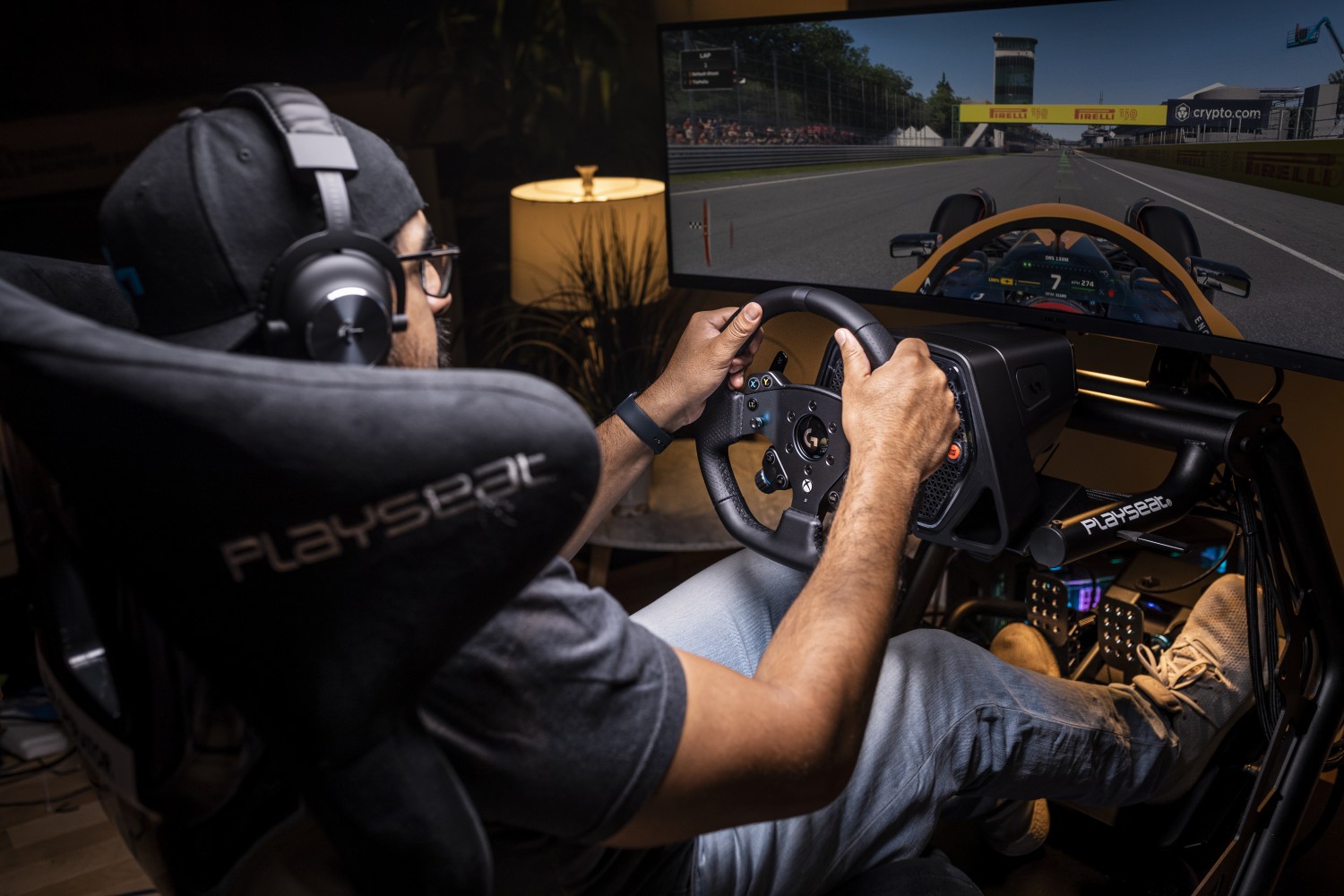Logitech G präsentiert das neue PRO Racing Wheel und die PRO Racing ...
