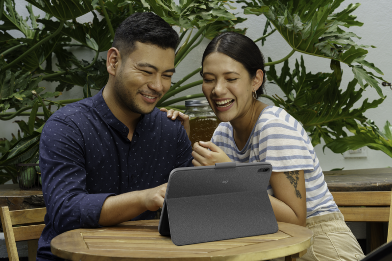 Logitech präsentiert neue Versionen seiner beliebten Tastatur-Cases und ...