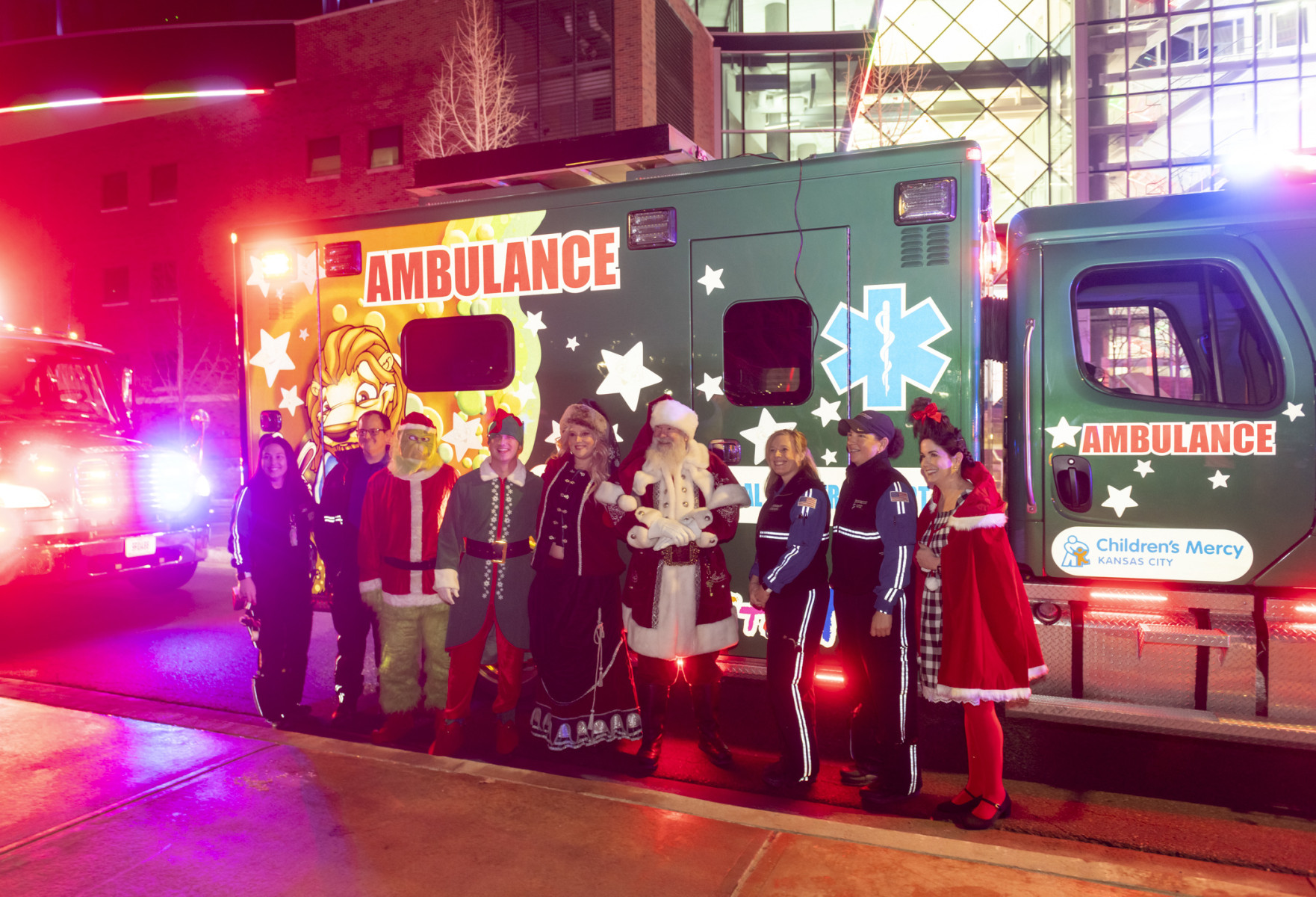 KCTV 5: Children's Mercy Night Lights brightens holiday season for ...
