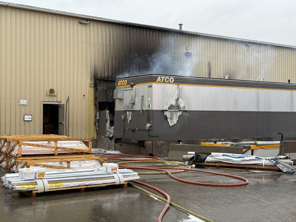 Calgary Fire Responds to Morning Portable Trailer Unit Fire