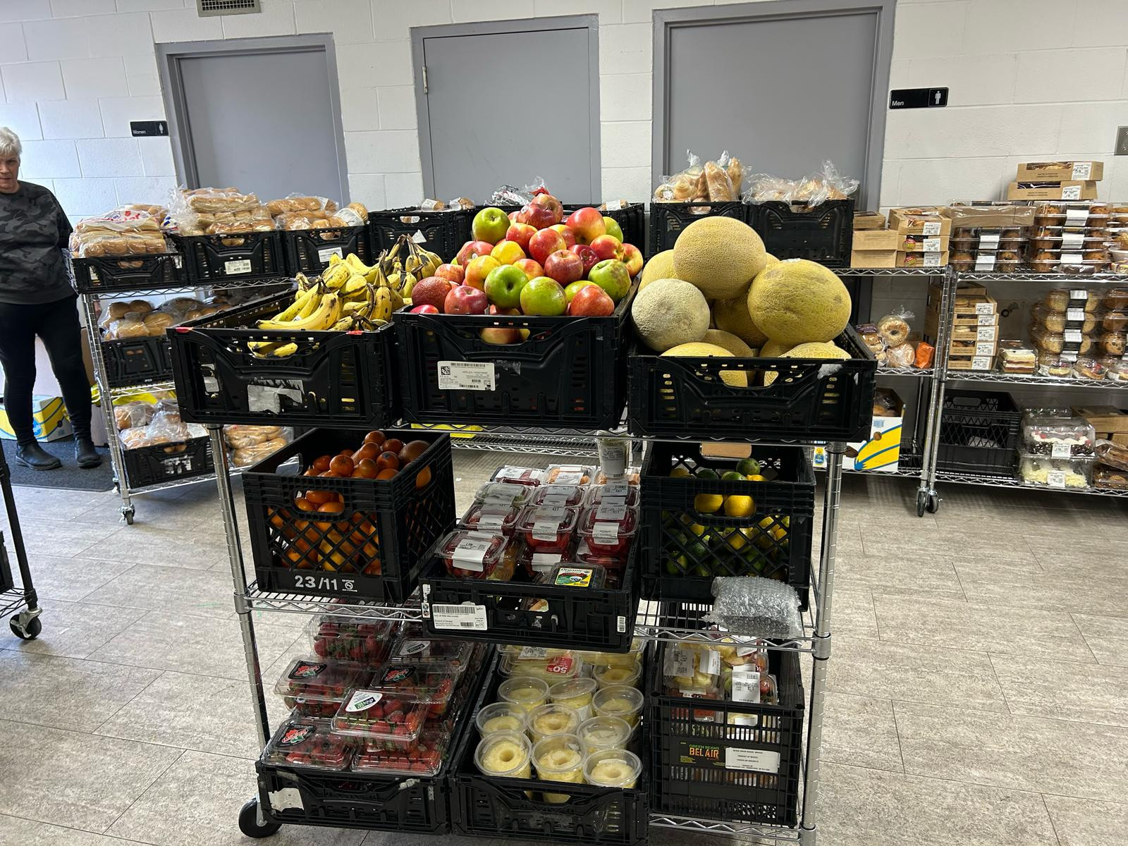 Whitehorn Community Association pop-up pantry supports families ...