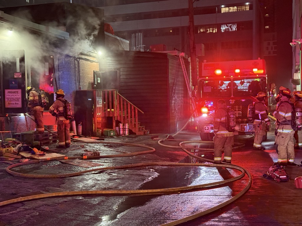 Calgary Fire Crews Respond to Early Morning Downtown Fire