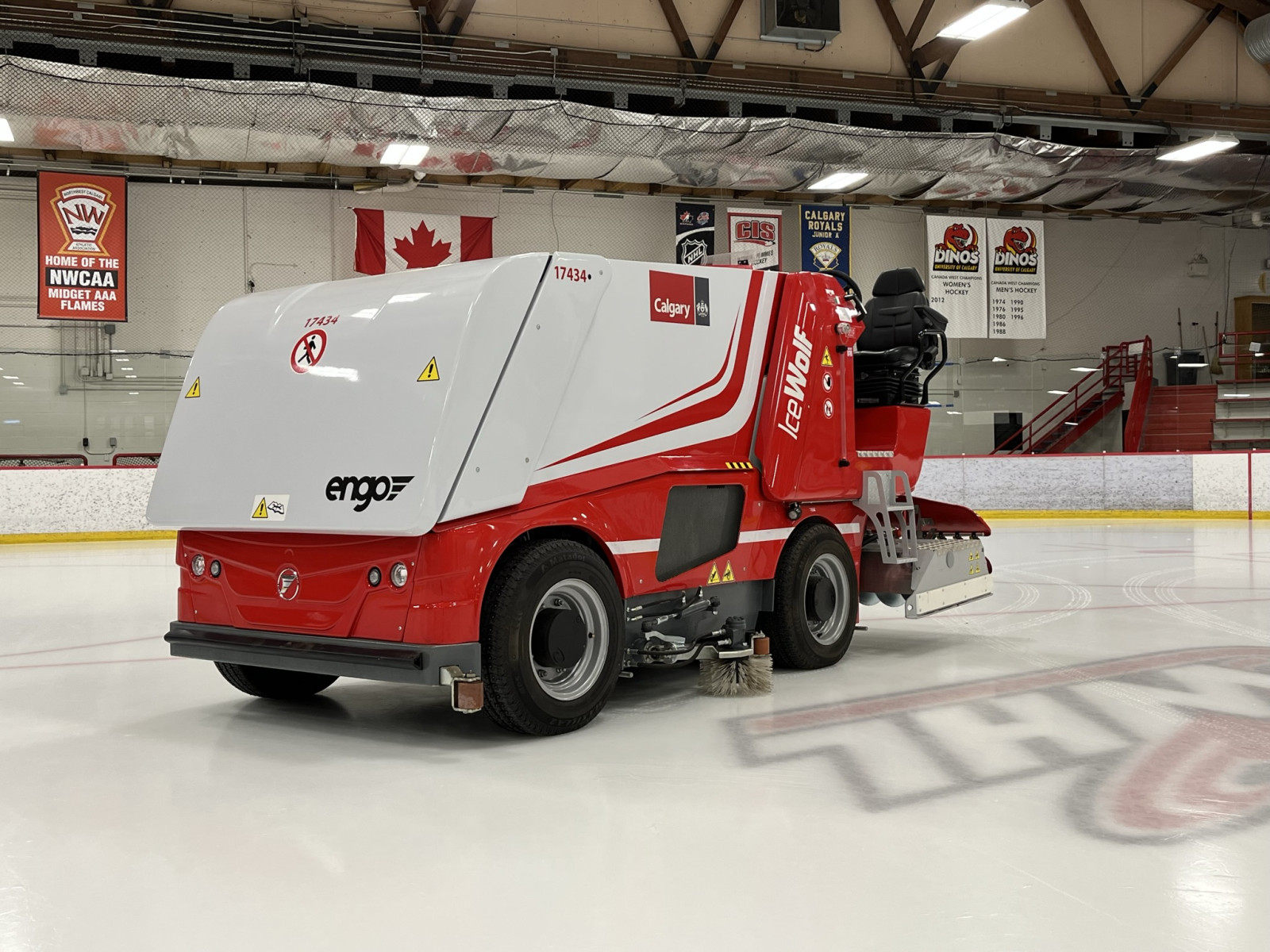 City enhances fleet with six emission-free electric ice resurfacers ...