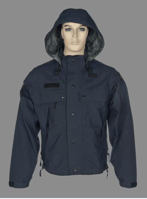 Notifying citizens of stolen police uniforms