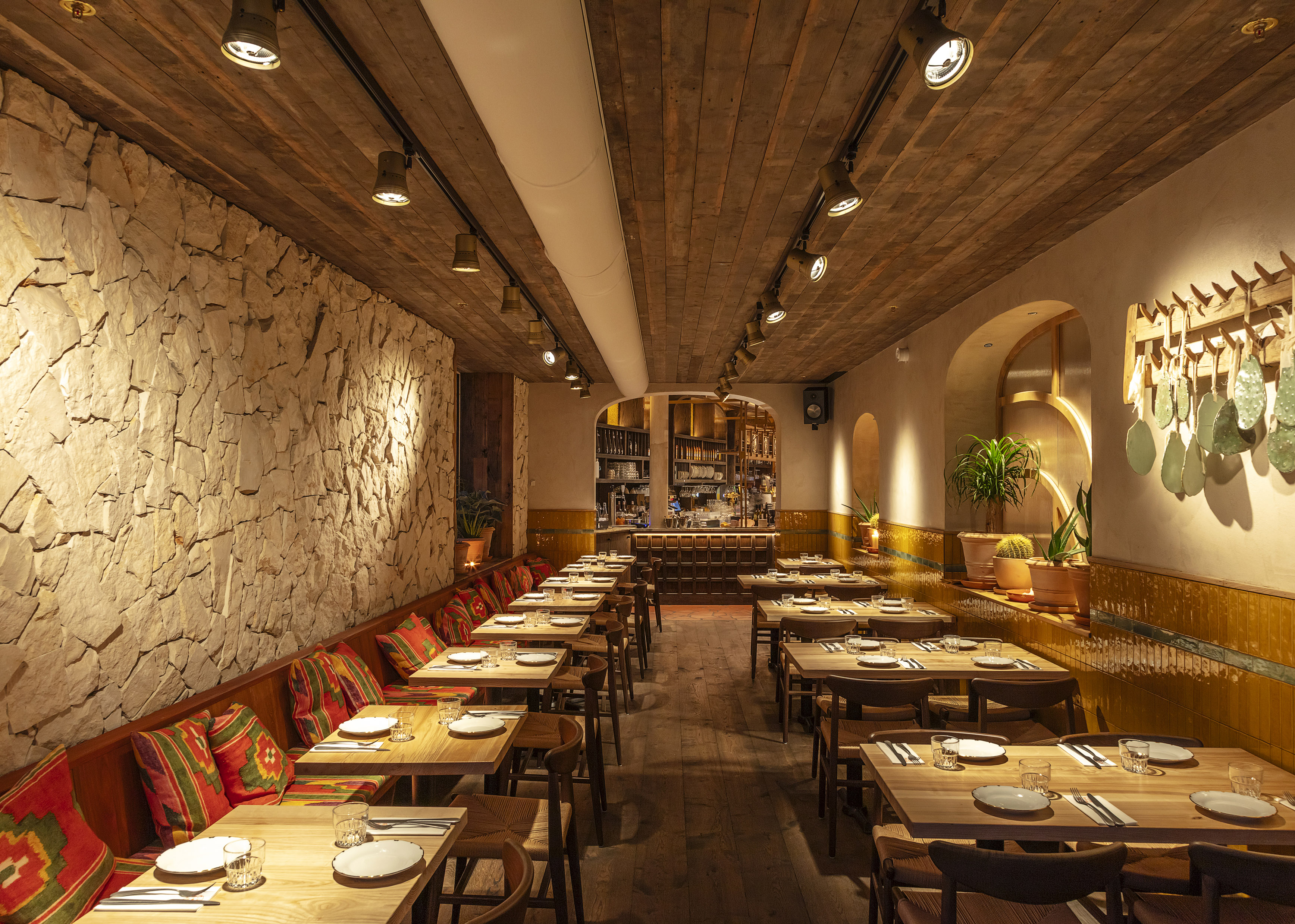 Lunchen, borrelen en dineren in Spaanse sferen bij het nieuwe Los ...